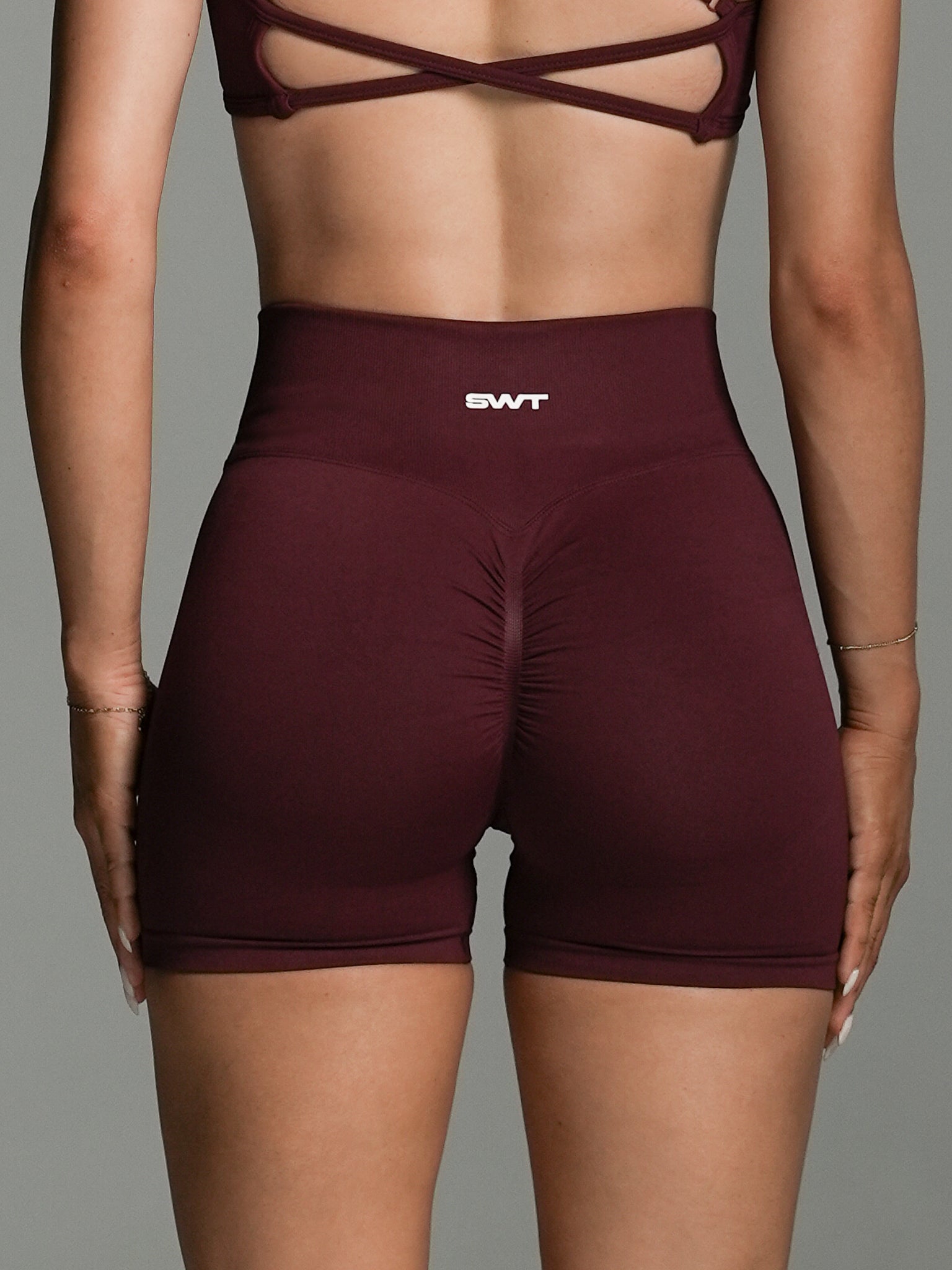 Cherry Cola Shape Me Shorts | 4.5" | SWT Active